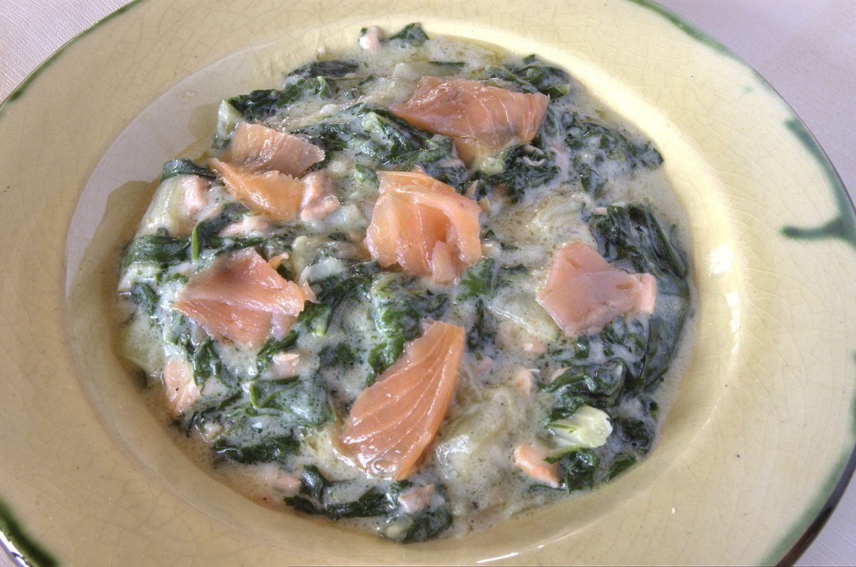 Bledes a la crema amb salmó fumat – Joc de Forns